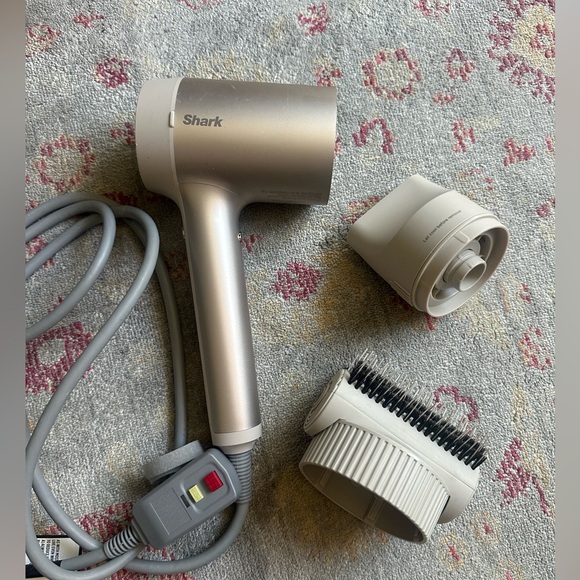 Shark | Hair | Shark Hyperair Hair Dryer With Iq 2 Concentrator Styling ...